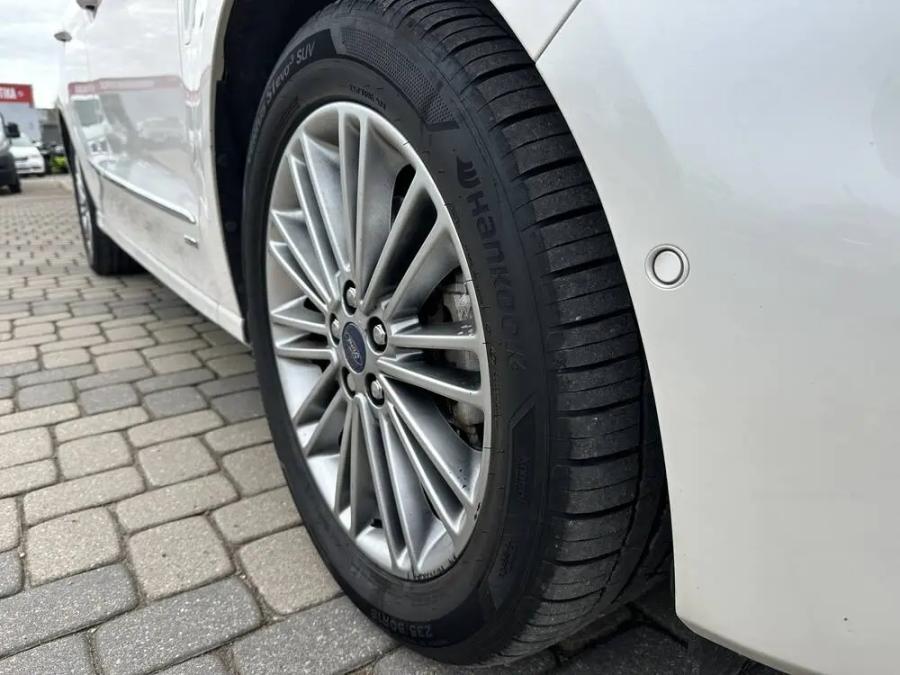 Pelēks Ford S-Max 2018 Talsi, ar dzinēja tilpumu 2.00 L un nobraukumu 357 tūkst. km par 12800 €, foto 14 vietnē AUTOMOTO.COM.LV