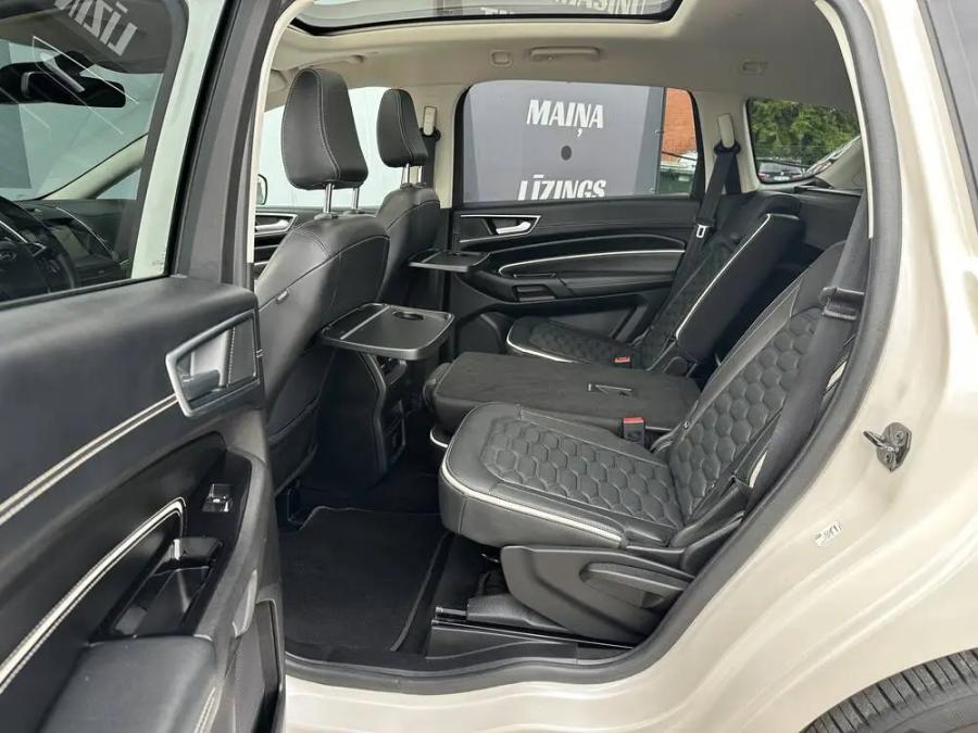 Pelēks Ford S-Max 2018 Talsi, ar dzinēja tilpumu 2.00 L un nobraukumu 357 tūkst. km par 12800 €, foto 27 vietnē AUTOMOTO.COM.LV