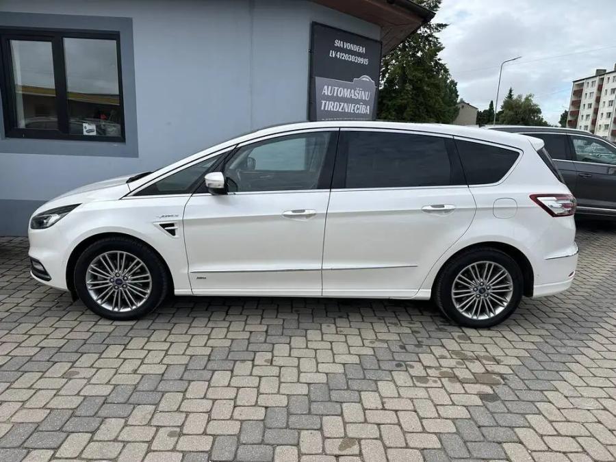 Pelēks Ford S-Max 2018 Talsi, ar dzinēja tilpumu 2.00 L un nobraukumu 357 tūkst. km par 12800 €, foto 32 vietnē AUTOMOTO.COM.LV