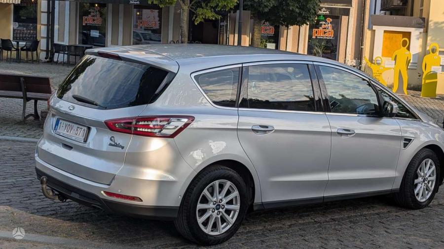 Pelēks Ford S-Max 2018 Viļņa, ar dzinēja tilpumu 2.00 L un nobraukumu 190 tūkst. km par 9999 €, foto 5 vietnē AUTOMOTO.COM.LV