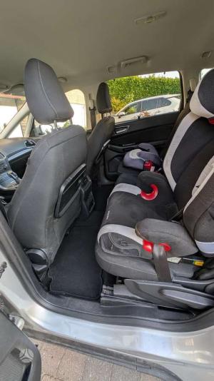 Pelēks Ford S-Max 2018 Viļņa, ar dzinēja tilpumu 2.00 L un nobraukumu 190 tūkst. km par 9999 €, foto 11 vietnē AUTOMOTO.COM.LV