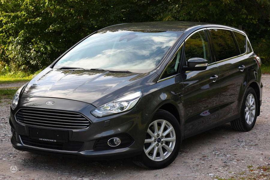 Grey Ford S-Max 2018 in Kretinga, with an engine capacity of 1.50 L and mileage of 162 thousand km for 9499 €, photo 3 on AUTOMOTO.COM.LV