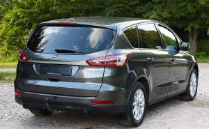 Grey Ford S-Max 2018 in Kretinga, with an engine capacity of 1.50 L and mileage of 162 thousand km for 9499 €, photo 11 on AUTOMOTO.COM.LV