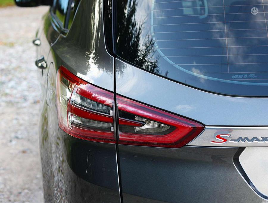 Grey Ford S-Max 2018 in Kretinga, with an engine capacity of 1.50 L and mileage of 162 thousand km for 9499 €, photo 15 on AUTOMOTO.COM.LV
