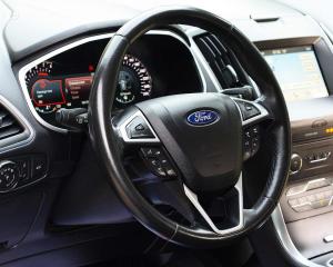 Grey Ford S-Max 2018 in Kretinga, with an engine capacity of 1.50 L and mileage of 162 thousand km for 9499 €, photo 20 on AUTOMOTO.COM.LV