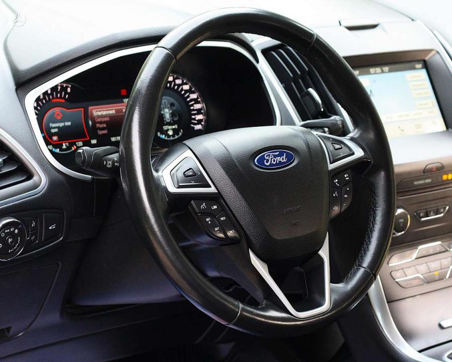 Grey Ford S-Max 2018 in Kretinga, with an engine capacity of 1.50 L and mileage of 162 thousand km for 9499 €, photo 20 on AUTOMOTO.COM.LV