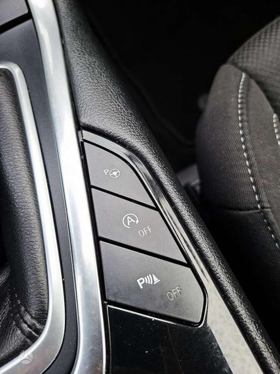 Grey Ford S-Max 2018 in Kretinga, with an engine capacity of 1.50 L and mileage of 162 thousand km for 9499 €, photo 30 on AUTOMOTO.COM.LV