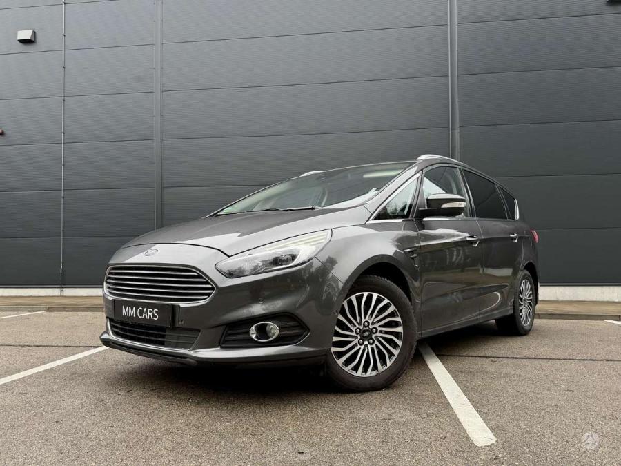 Pelēks Ford S-Max 2019 Rīga, ar dzinēja tilpumu 0.00 L un nobraukumu 320 tūkst. km par 9900 €, foto 1 vietnē AUTOMOTO.COM.LV