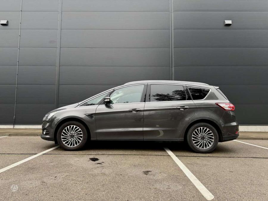 Pelēks Ford S-Max 2019 Rīga, ar dzinēja tilpumu 0.00 L un nobraukumu 320 tūkst. km par 9900 €, foto 3 vietnē AUTOMOTO.COM.LV