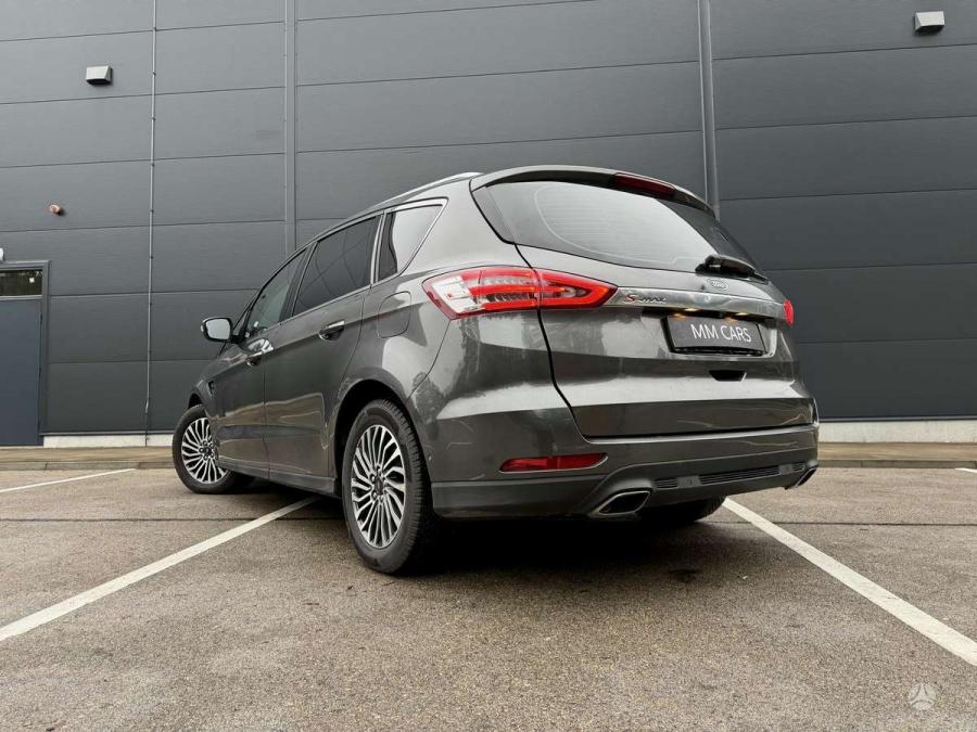 Pelēks Ford S-Max 2019 Rīga, ar dzinēja tilpumu 0.00 L un nobraukumu 320 tūkst. km par 9900 €, foto 4 vietnē AUTOMOTO.COM.LV