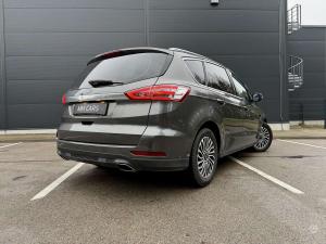Pelēks Ford S-Max 2019 Rīga, ar dzinēja tilpumu 0.00 L un nobraukumu 320 tūkst. km par 9900 €, foto 5 vietnē AUTOMOTO.COM.LV