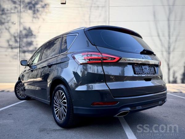 Серый Форд С-Макс 2019 в Рига, объемом двигателя 2.00 л и пробегом 325 тыс. км за 8900 €, фото 4 на AUTOMOTO.COM.LV