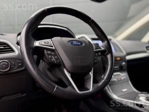 Grey Ford S-Max 2019 in Riga, with an engine capacity of 2.00 L and mileage of 325 thousand km for 8900 €, photo 18 on AUTOMOTO.COM.LV