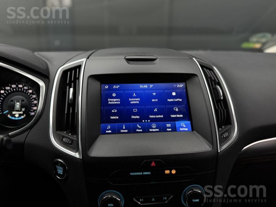 Grey Ford S-Max 2019 in Riga, with an engine capacity of 2.00 L and mileage of 325 thousand km for 8900 €, photo 20 on AUTOMOTO.COM.LV
