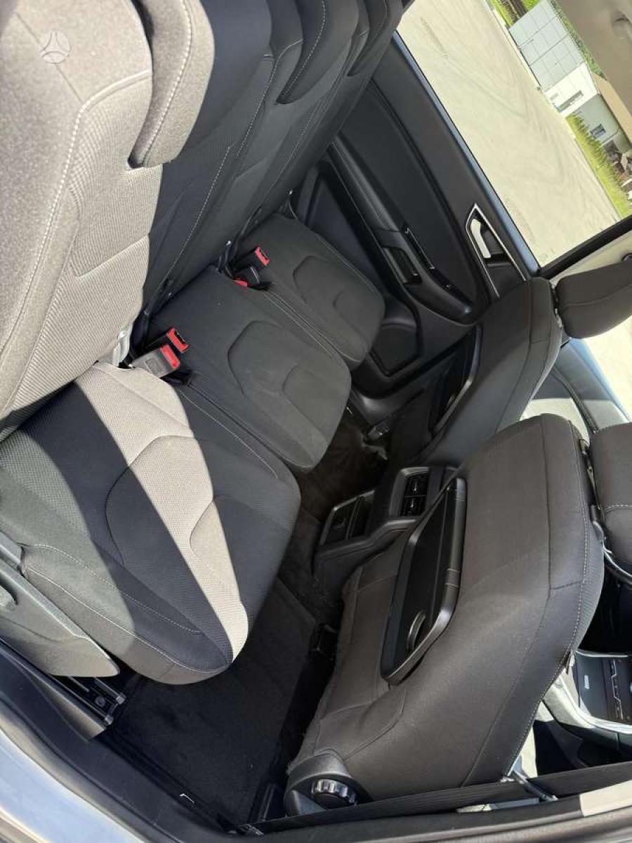Pelēks Ford S-Max 2019 Tauragė, ar dzinēja tilpumu 2.00 L un nobraukumu 244 tūkst. km par 8700 €, foto 11 vietnē AUTOMOTO.COM.LV