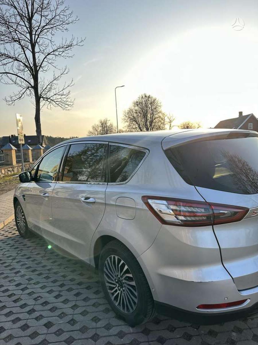 Grey Ford S-Max 2019 in Druskininkai, with an engine capacity of 2.00 L and mileage of 243 thousand km for 9100 €, photo 12 on AUTOMOTO.COM.LV