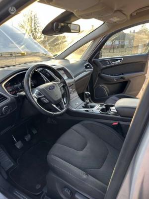 Grey Ford S-Max 2019 in Druskininkai, with an engine capacity of 2.00 L and mileage of 243 thousand km for 9100 €, photo 16 on AUTOMOTO.COM.LV