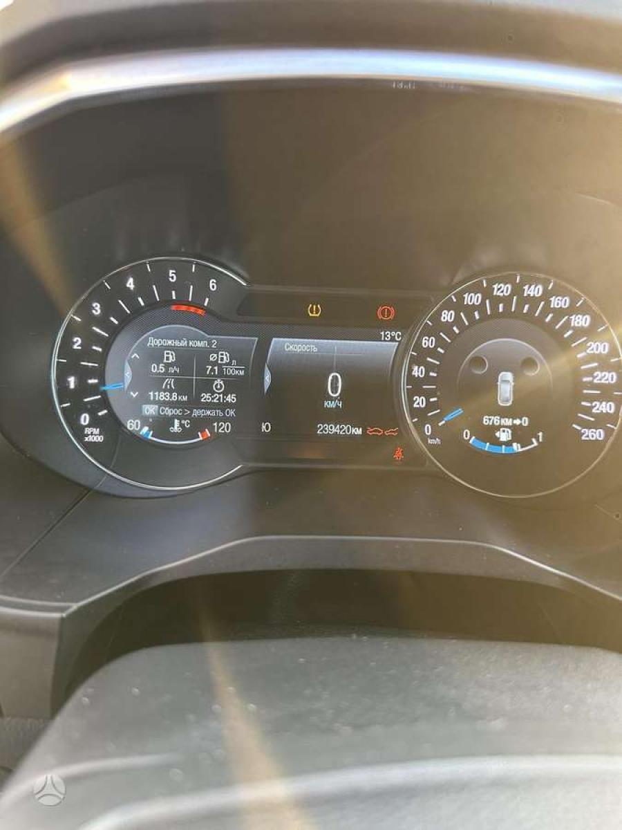 Grey Ford S-Max 2019 in Druskininkai, with an engine capacity of 2.00 L and mileage of 243 thousand km for 9100 €, photo 28 on AUTOMOTO.COM.LV