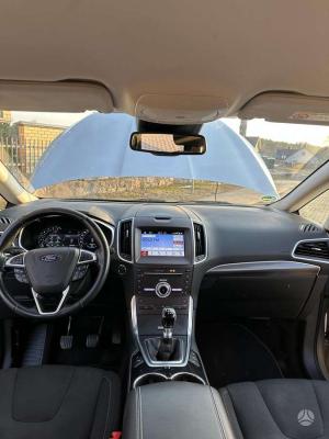 Grey Ford S-Max 2019 in Druskininkai, with an engine capacity of 2.00 L and mileage of 243 thousand km for 9100 €, photo 31 on AUTOMOTO.COM.LV