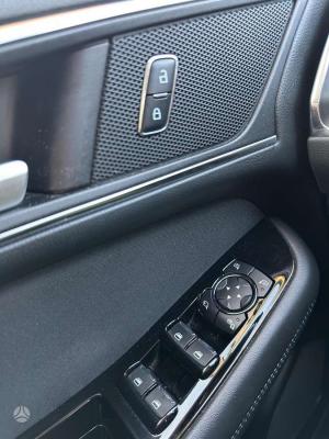 Grey Ford S-Max 2019 in Druskininkai, with an engine capacity of 2.00 L and mileage of 243 thousand km for 9100 €, photo 42 on AUTOMOTO.COM.LV