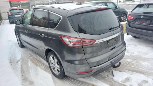 Grey Ford S-Max 2020 in Kaunas, with an engine capacity of 2.00 L and mileage of 214 thousand km for 10800 €, photo 2 on AUTOMOTO.COM.LV