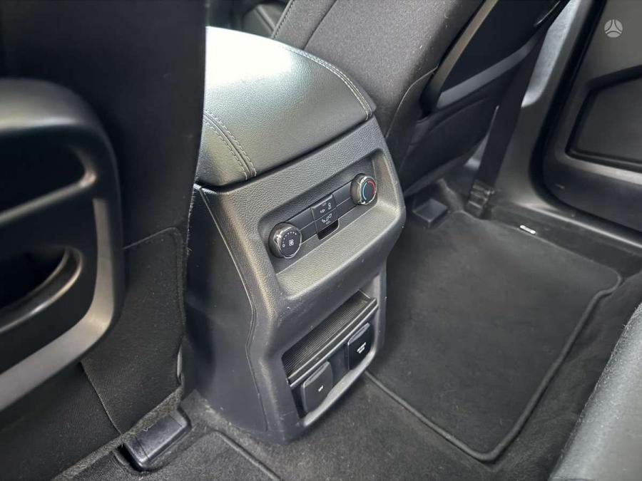 Grey Ford S-Max 2020 in Ukmerge, with an engine capacity of 2.00 L and mileage of 140 thousand km for 9900 €, photo 19 on AUTOMOTO.COM.LV