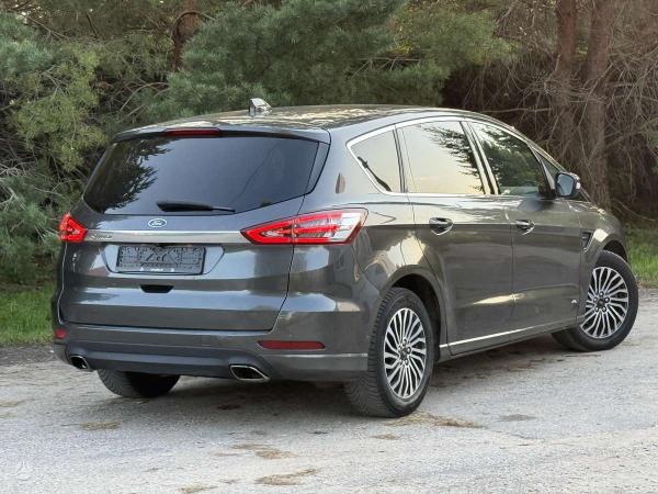 Форд С-Макс 2020 в Укмерге на AUTOMOTO.COM.LV Серый Форд С-Макс 2020 в Укмерге, объемом двигателя 2.00 л и пробегом 140 тыс. км за 10800 €, фото 4 на AUTOMOTO.COM.LV