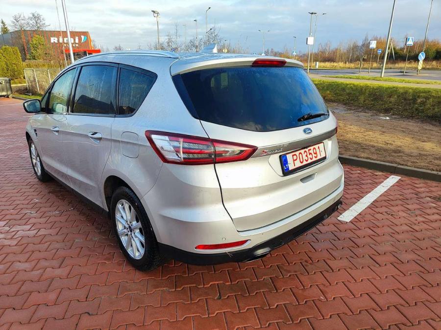Grey Ford S-Max 2021 in Vilnius, with an engine capacity of 2.00 L and mileage of 194 thousand km for 10400 €, photo 5 on AUTOMOTO.COM.LV