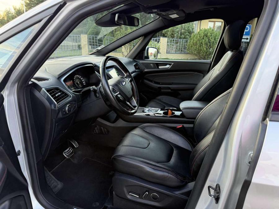 Grey Ford S-Max 2022 in Taurage, with an engine capacity of 2.00 L and mileage of 278 thousand km for 11500 €, photo 17 on AUTOMOTO.COM.LV