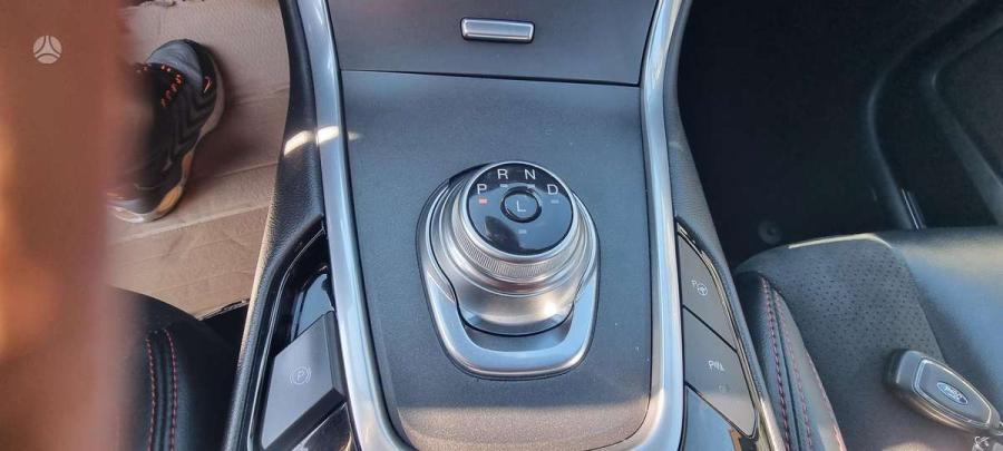 Pelēks Ford S-Max 2023 Tauragė, ar dzinēja tilpumu 2.50 L un nobraukumu 350 tūkst. km par 10900 €, foto 24 vietnē AUTOMOTO.COM.LV