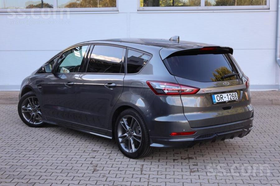 Grey Ford S-Max 2023 in Riga, with an engine capacity of 2.50 L and mileage of 65 thousand km for 18995 €, photo 6 on AUTOMOTO.COM.LV