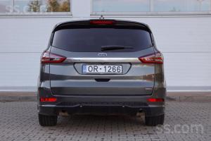 Grey Ford S-Max 2023 in Riga, with an engine capacity of 2.50 L and mileage of 65 thousand km for 18995 €, photo 7 on AUTOMOTO.COM.LV