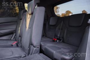 Grey Ford S-Max 2023 in Riga, with an engine capacity of 2.50 L and mileage of 65 thousand km for 18995 €, photo 21 on AUTOMOTO.COM.LV