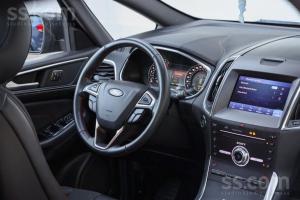Grey Ford S-Max 2023 in Riga, with an engine capacity of 2.50 L and mileage of 65 thousand km for 18995 €, photo 25 on AUTOMOTO.COM.LV