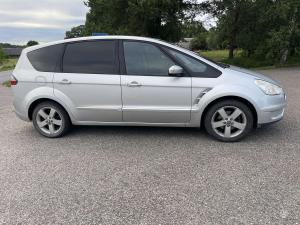 Grey Ford S-Max 2010 in Moletai, with an engine capacity of 2.00 L and mileage of 182 thousand km for 1350 €, photo 5 on AUTOMOTO.COM.LV