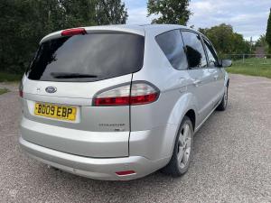 Grey Ford S-Max 2010 in Moletai, with an engine capacity of 2.00 L and mileage of 182 thousand km for 1350 €, photo 8 on AUTOMOTO.COM.LV