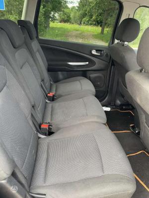 Grey Ford S-Max 2010 in Moletai, with an engine capacity of 2.00 L and mileage of 182 thousand km for 1350 €, photo 15 on AUTOMOTO.COM.LV
