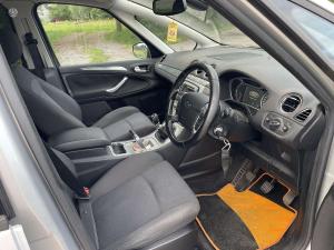 Grey Ford S-Max 2010 in Moletai, with an engine capacity of 2.00 L and mileage of 182 thousand km for 1350 €, photo 16 on AUTOMOTO.COM.LV