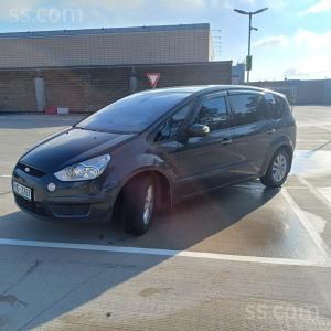Grey Ford S-Max 2008 in Riga, with an engine capacity of 2.00 L and mileage of 369 thousand km for 2250 €, photo 4 on AUTOMOTO.COM.LV