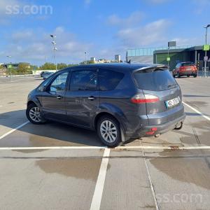 Grey Ford S-Max 2008 in Riga, with an engine capacity of 2.00 L and mileage of 369 thousand km for 2250 €, photo 6 on AUTOMOTO.COM.LV