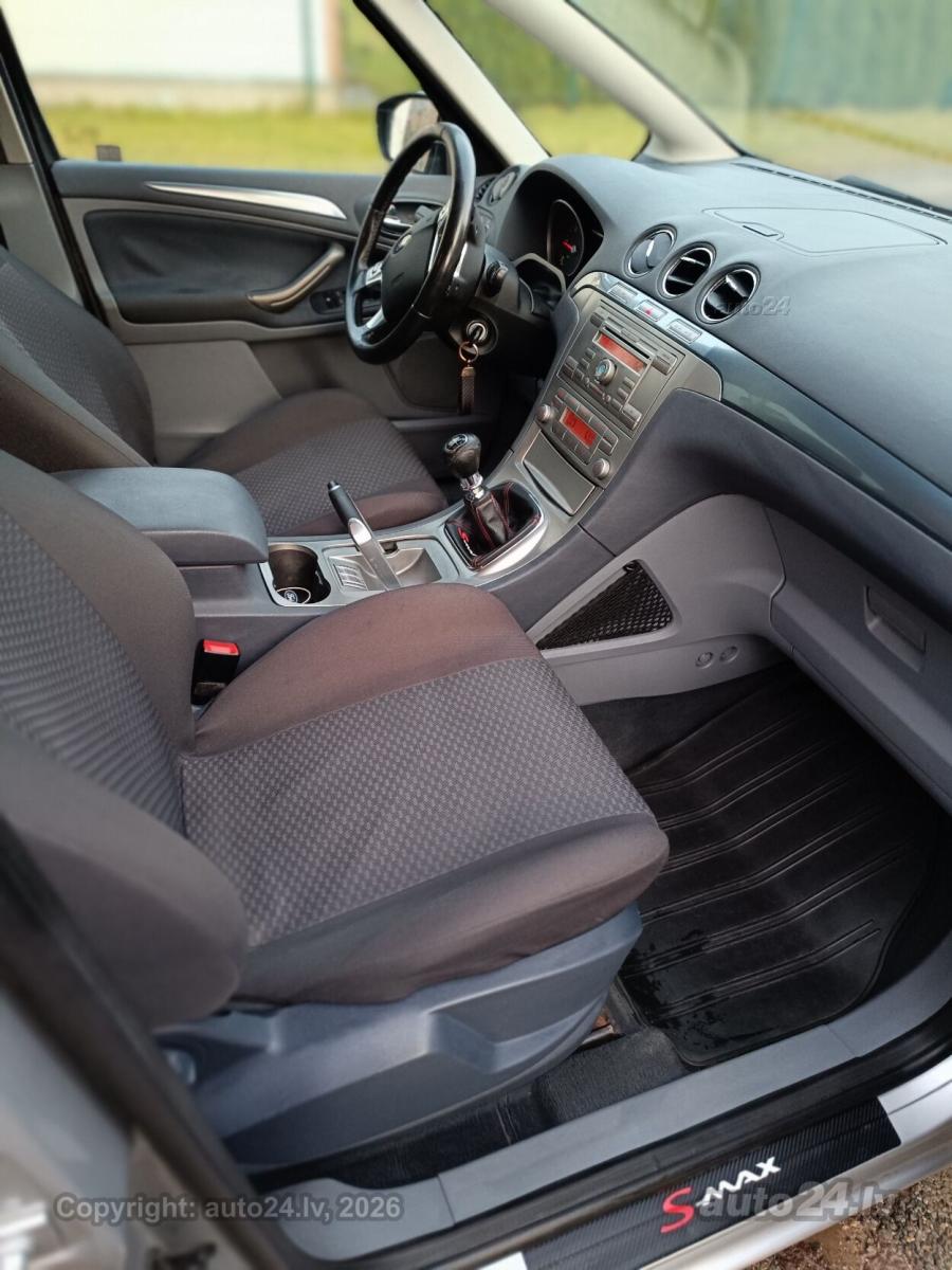 Pelēks Ford S-Max 2006 Tartu, ar dzinēja tilpumu 2.00 L un nobraukumu 383 tūkst. km par 999 €, foto 10 vietnē AUTOMOTO.COM.LV