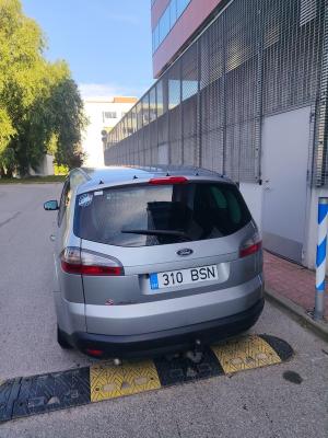 Pelēks Ford S-Max 2006 Tallina, ar dzinēja tilpumu 0.00 L un nobraukumu 335 tūkst. km par 2650 €, foto 8 vietnē AUTOMOTO.COM.LV