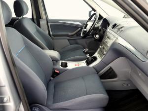 Grey Ford S-Max 2006 in Tallinn, with an engine capacity of 1.80 L and mileage of 278 thousand km for 1599 €, photo 7 on AUTOMOTO.COM.LV