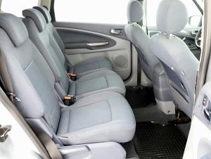 Grey Ford S-Max 2006 in Tallinn, with an engine capacity of 1.80 L and mileage of 278 thousand km for 1599 €, photo 8 on AUTOMOTO.COM.LV