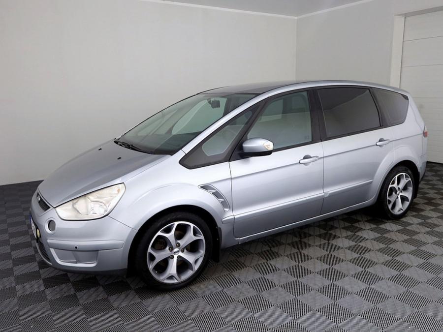 Grey Ford S-Max 2006 in Tallinn, with an engine capacity of 1.80 L and mileage of 278 thousand km for 1599 €, photo 10 on AUTOMOTO.COM.LV