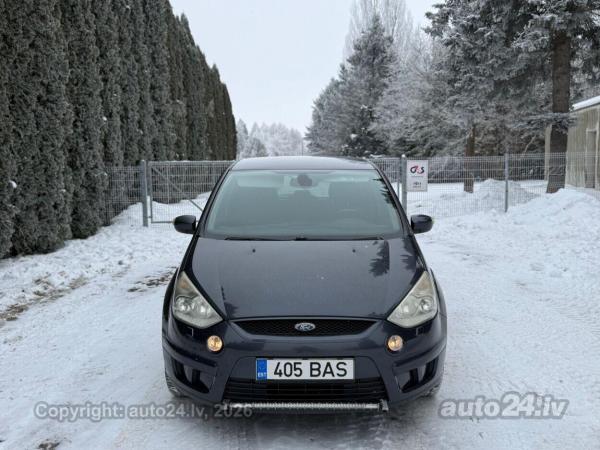 Pelēks Ford S-Max 2008 Tartu, ar dzinēja tilpumu 2.00 L un nobraukumu 250 tūkst. km par 2999 €, foto 2 vietnē AUTOMOTO.COM.LV