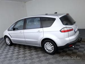 Pelēks Ford S-Max 2008 Tallina, ar dzinēja tilpumu 2.00 L un nobraukumu 239 tūkst. km par 1699 €, foto 5 vietnē AUTOMOTO.COM.LV