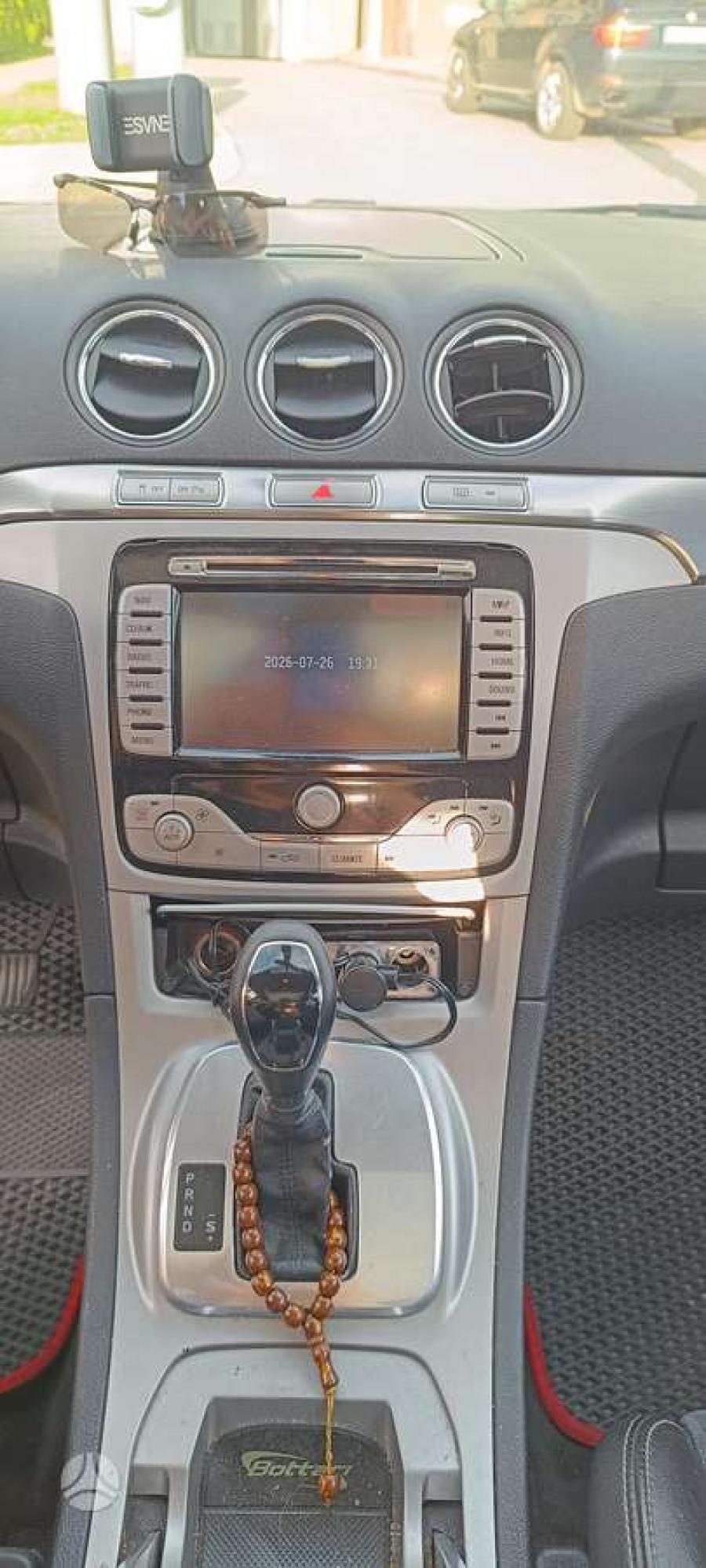 Pelēks Ford S-Max 2008 Viļņa, ar dzinēja tilpumu 2.00 L un nobraukumu 410 tūkst. km par 2250 €, foto 12 vietnē AUTOMOTO.COM.LV