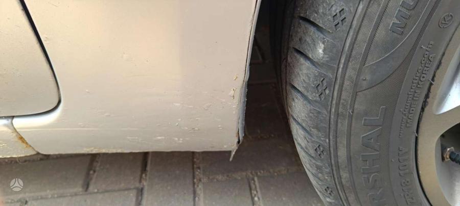 Pelēks Ford S-Max 2008 Viļņa, ar dzinēja tilpumu 2.00 L un nobraukumu 410 tūkst. km par 2250 €, foto 17 vietnē AUTOMOTO.COM.LV
