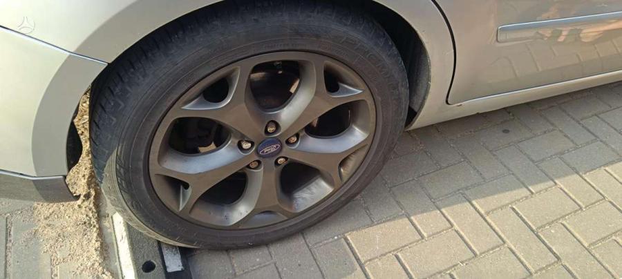 Pelēks Ford S-Max 2008 Viļņa, ar dzinēja tilpumu 2.00 L un nobraukumu 410 tūkst. km par 2250 €, foto 21 vietnē AUTOMOTO.COM.LV